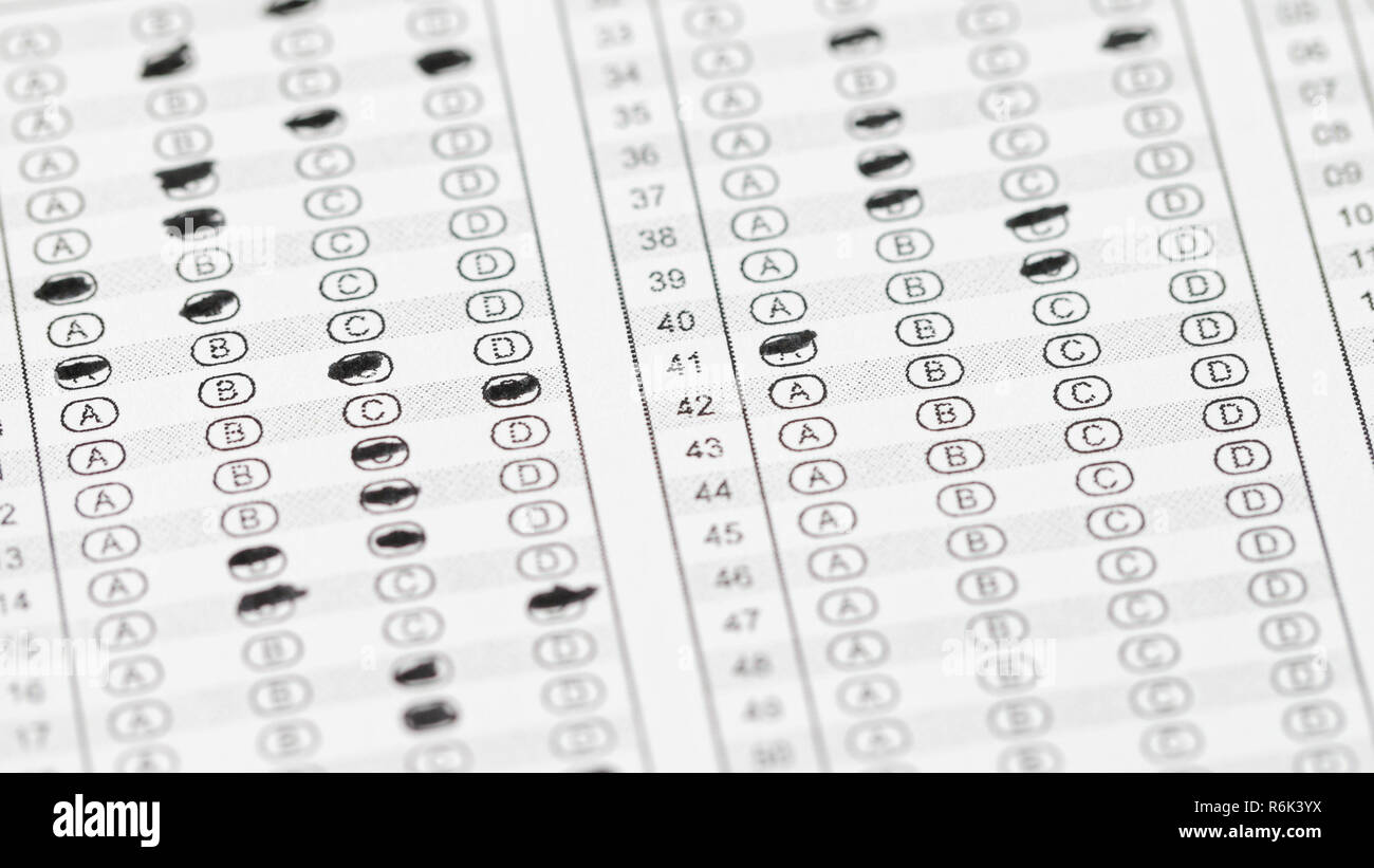 Omr sheet Banque de photographies et d’images à haute résolution - Alamy
