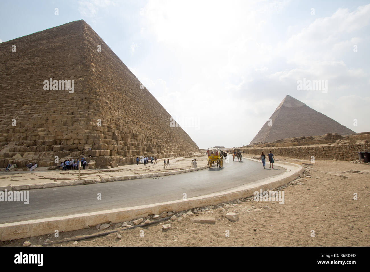 Le Caire, Egypte - 12 novembre 2018 : photo de pyramide de Chéops dans ...
