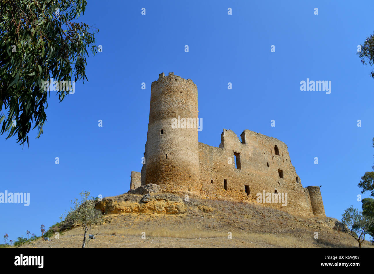 Mazzarino sicily italy Banque de photographies et d’images à haute ...