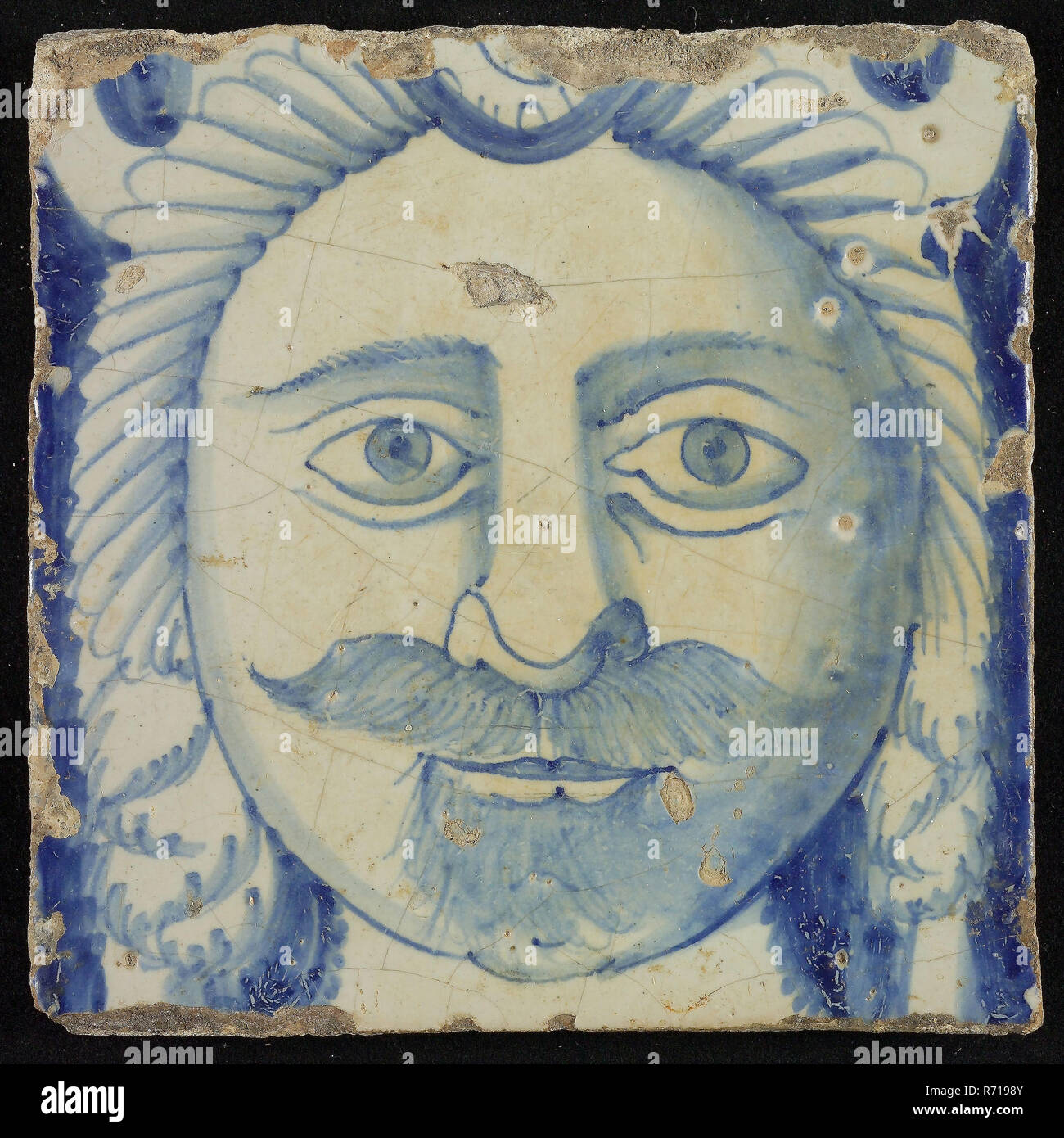 Tuile de pilastre de cheminée, bleu sur blanc, tête d'homme avec de ...