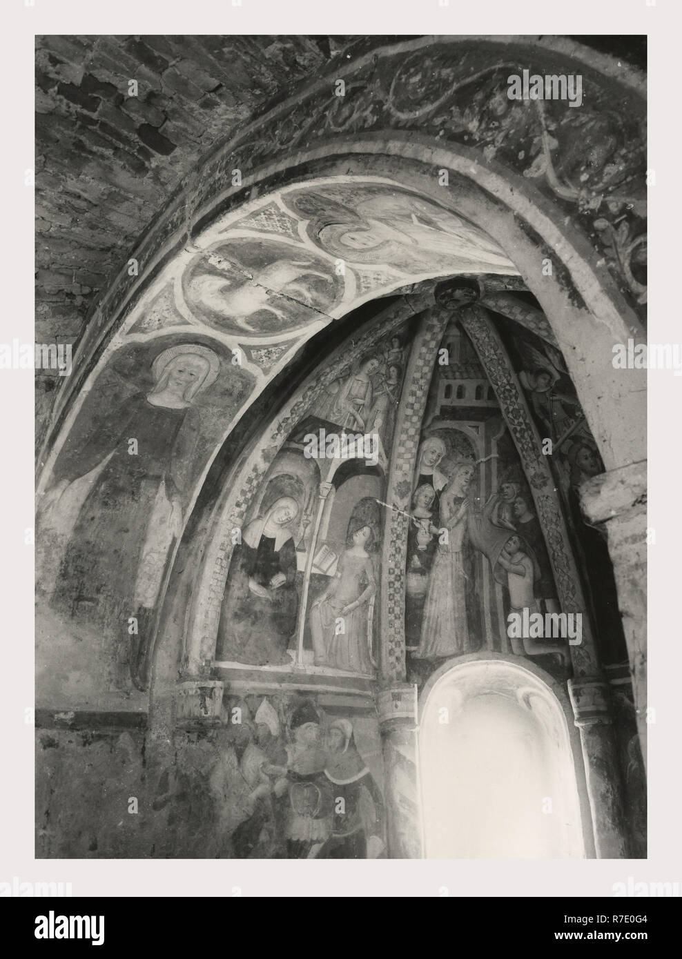 Offida Ascoli Piceno Marches S. Maria della Rocca, c'est mon l'Italie ...