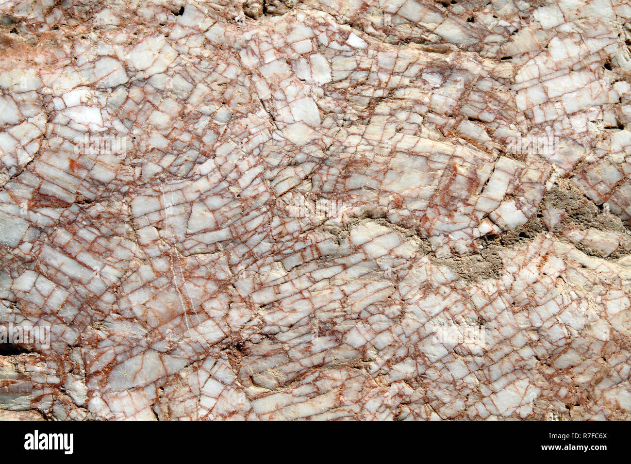 Fractured rocks Banque de photographies et d’images à haute résolution ...