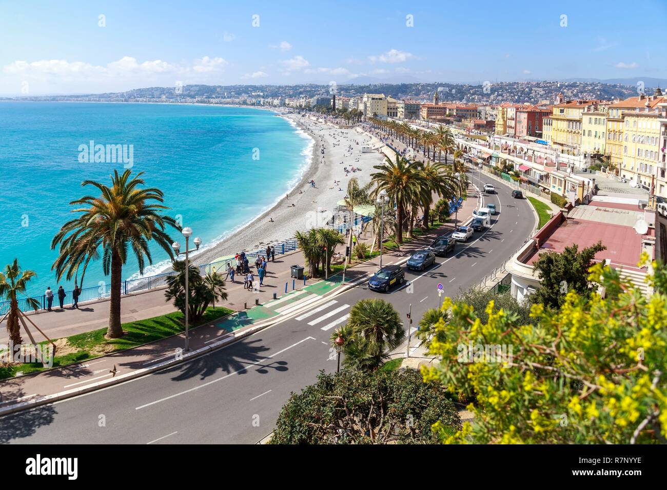 France, Alpes Maritimes, Nice, la Baie des Anges, la plage Ponchettes ...