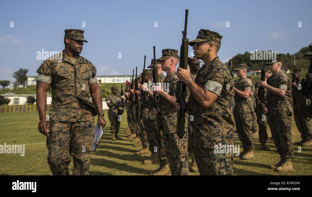 U.S. Marine Corps SSgt. Van noir, avec le Siège, un bataillon de la ...