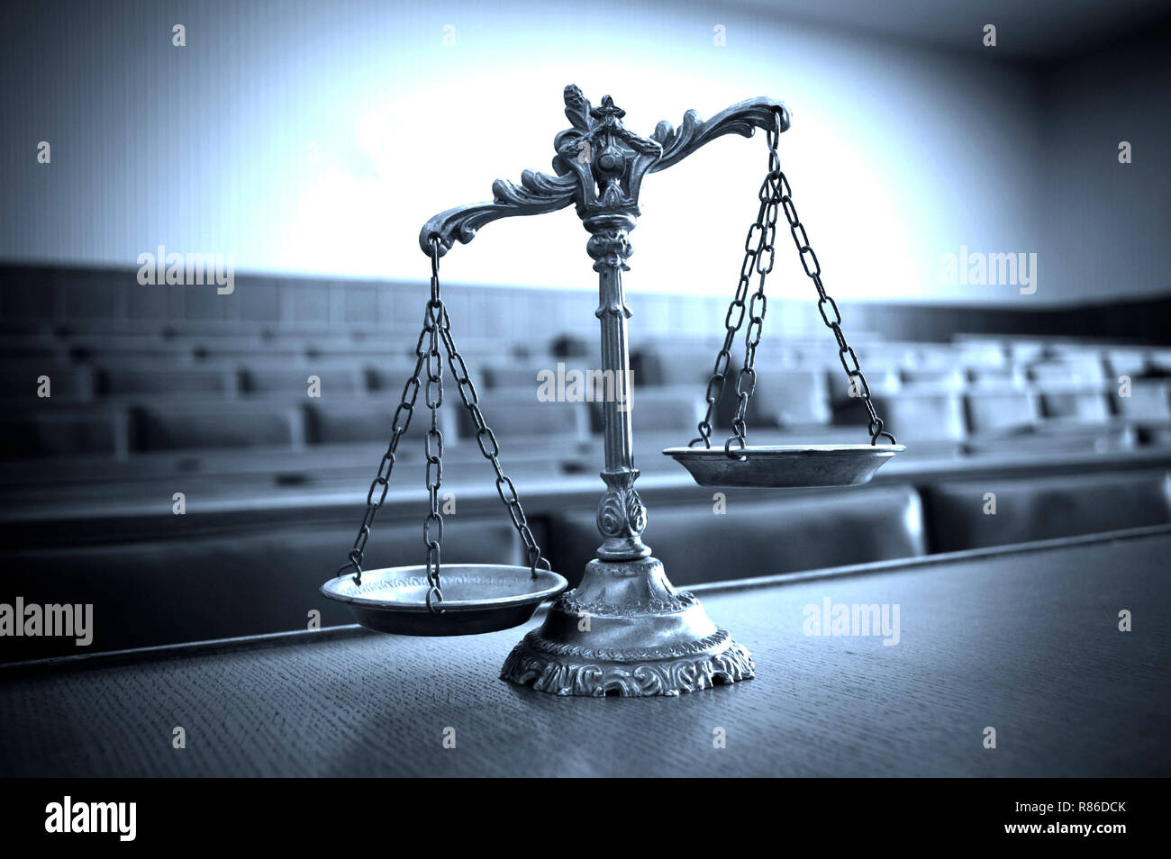 Balance symbol justice court tribunal Banque de photographies et d ...