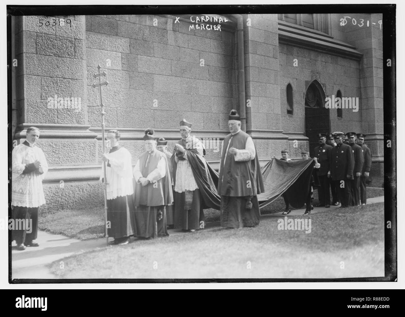 Cardinal mercier Banque de photographies et d’images à haute résolution ...
