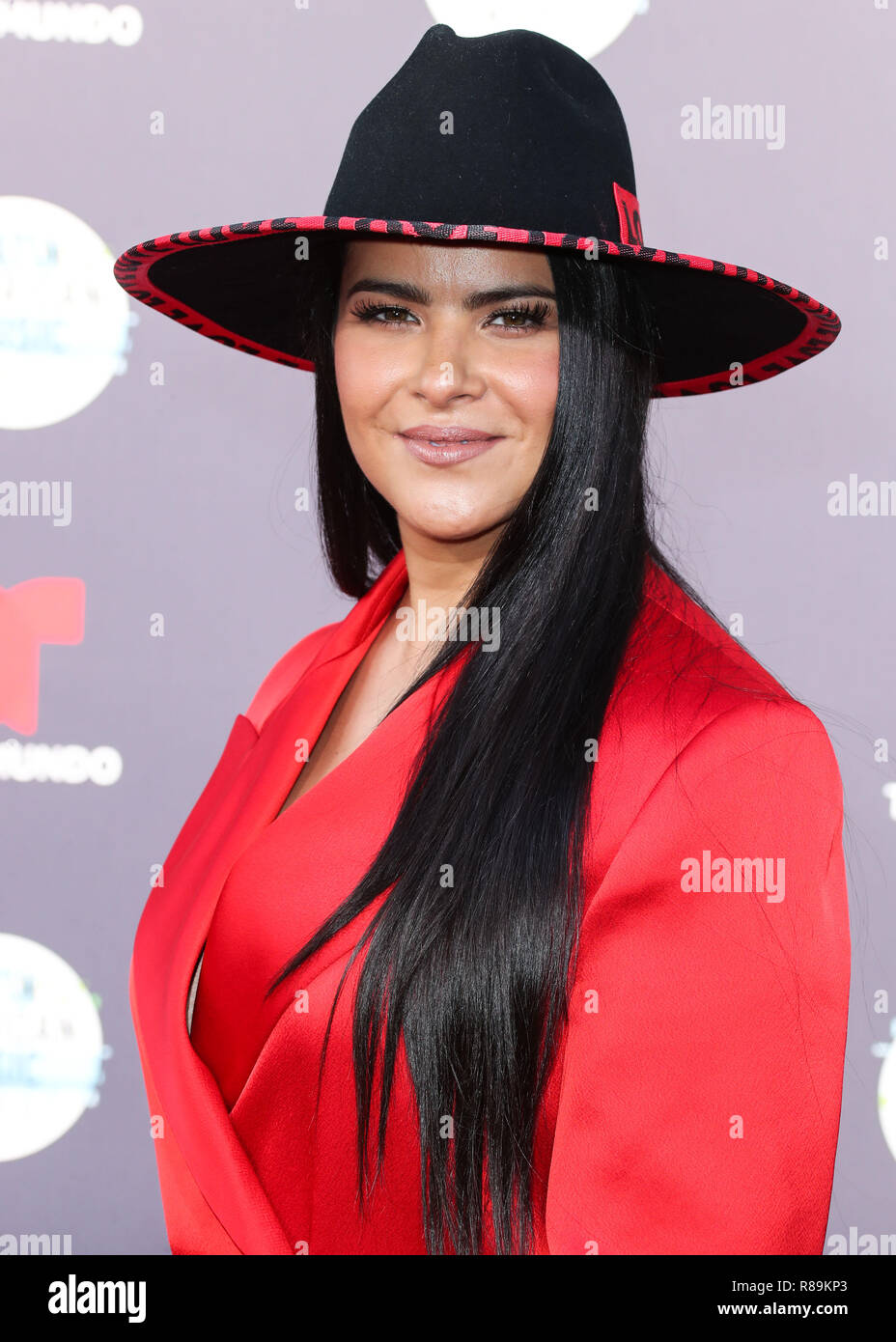 Litzy dominguez Banque de photographies et d’images à haute résolution ...