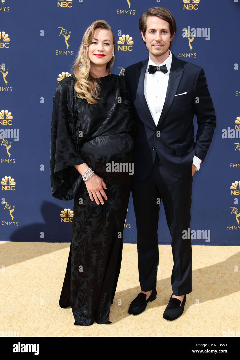 Tim loden yvonne strahovski Banque de photographies et d’images à haute ...