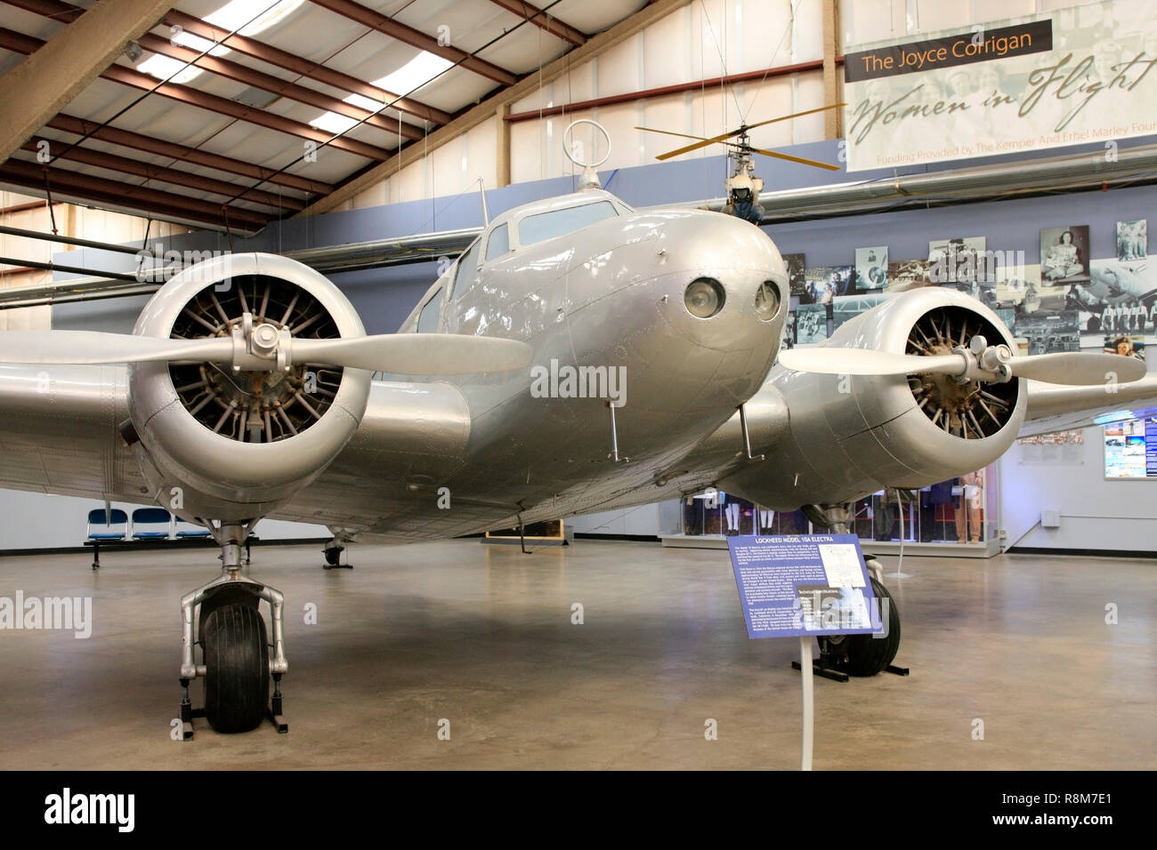 Modèle Lockheed 10A Electra moteur radial twin-avion depuis le milieu ...