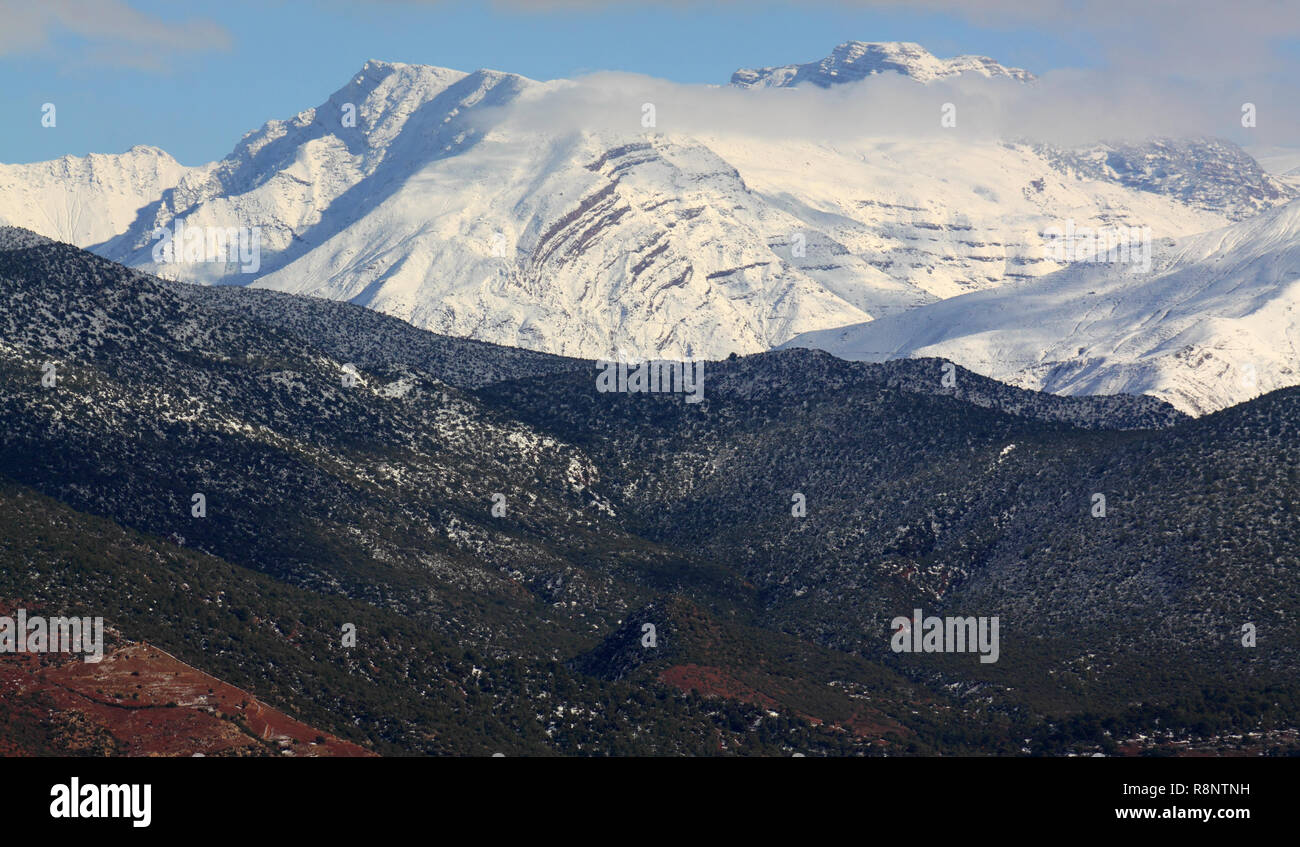 Marrakech atlas mountains snow Banque de photographies et d’images à ...