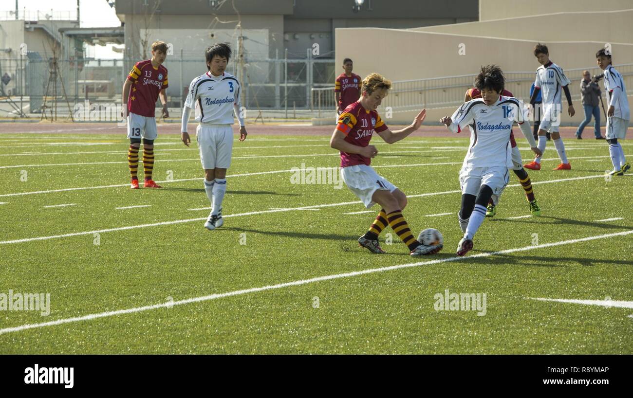 Matthew c perry high school Banque de photographies et d’images à haute ...