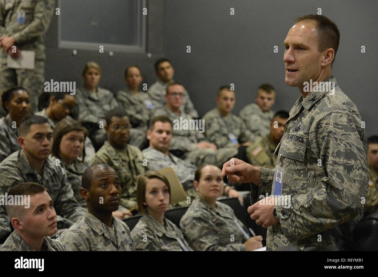 Pourquoi la bretagne est en guerre Banque de photographies et d’images ...