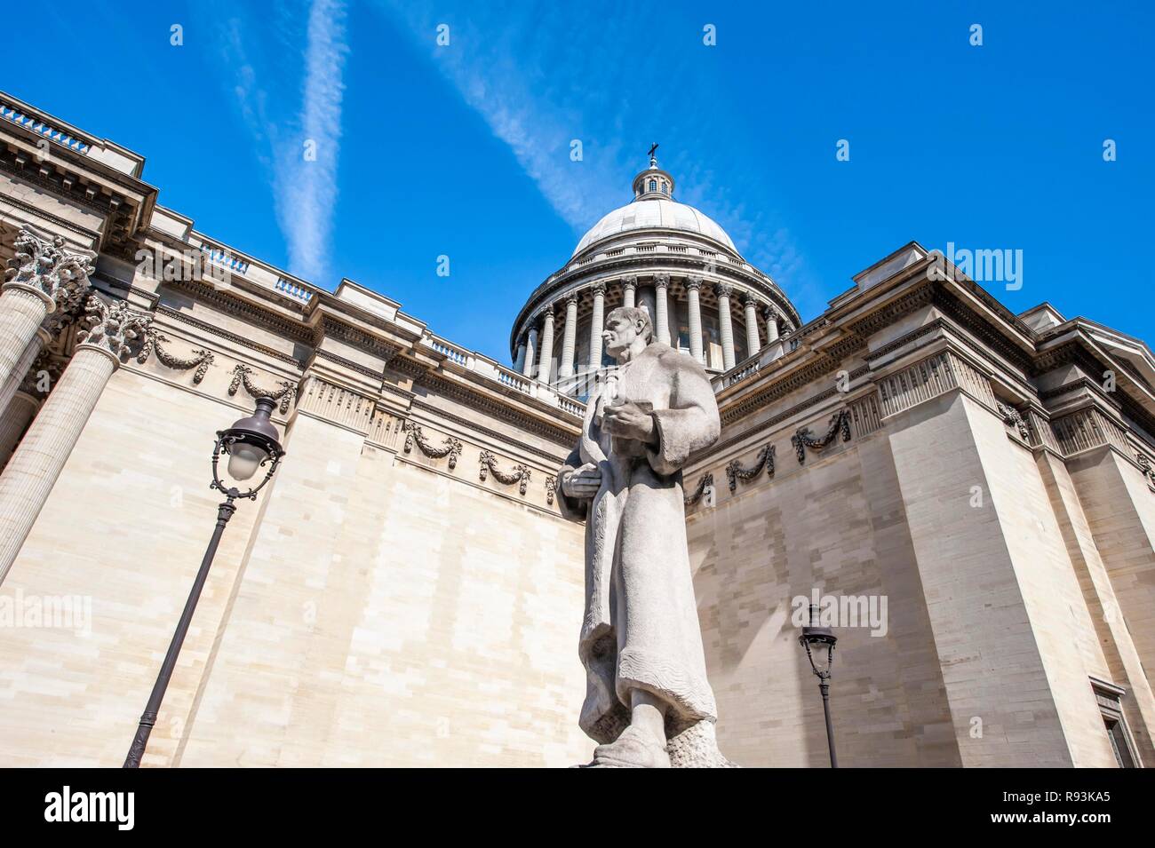 Panthéon, statue de Jean-Jacques Rousseau, Paris, France, Europe Photo ...