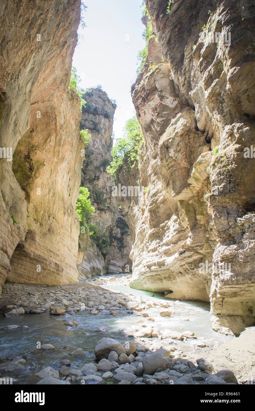 Le Parc National Hotova Benje, thermes, Lengarica River Canyon, Katiu ...