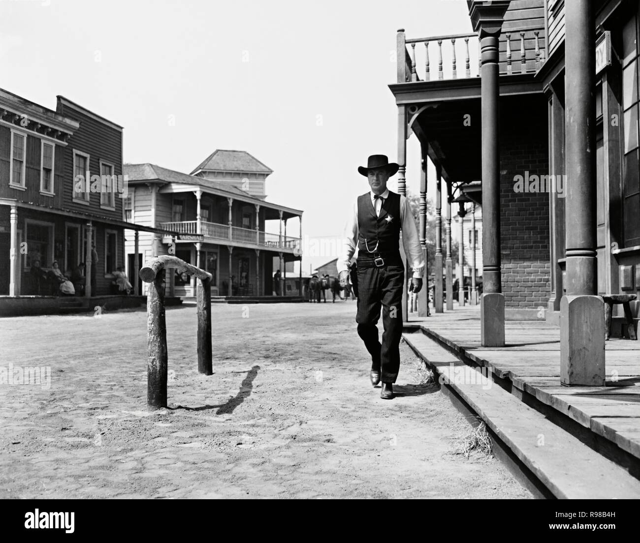 High noon 1952 gary cooper Banque de photographies et d’images à haute ...
