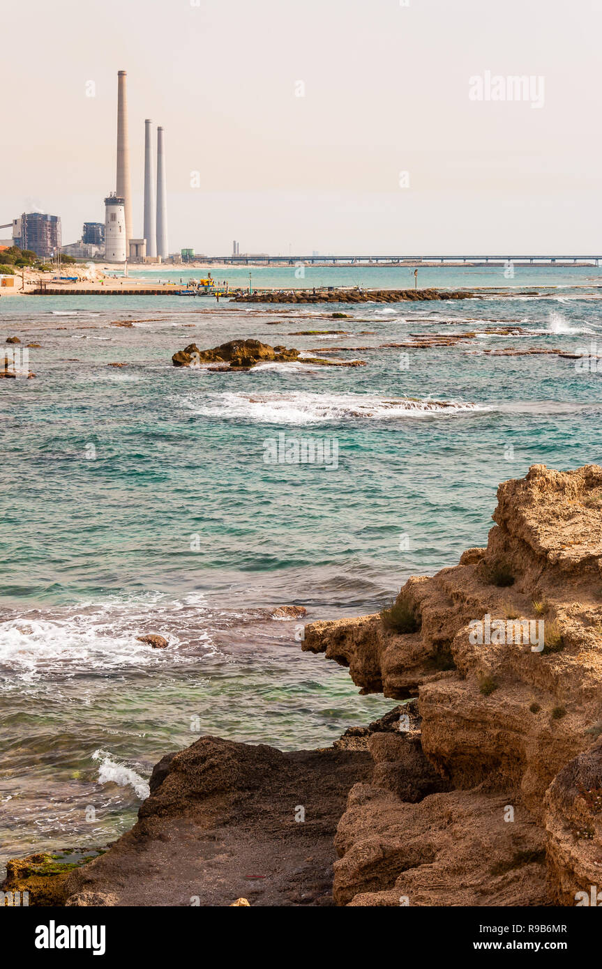 Hadera beach Banque de photographies et d’images à haute résolution - Alamy