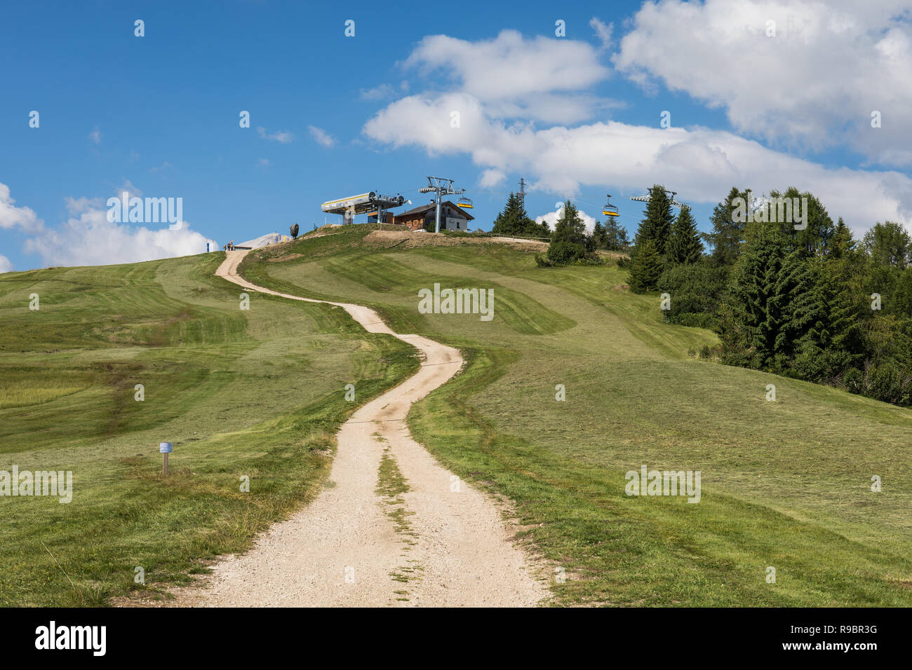 Domaine skiable alta badia Banque de photographies et d’images à haute ...