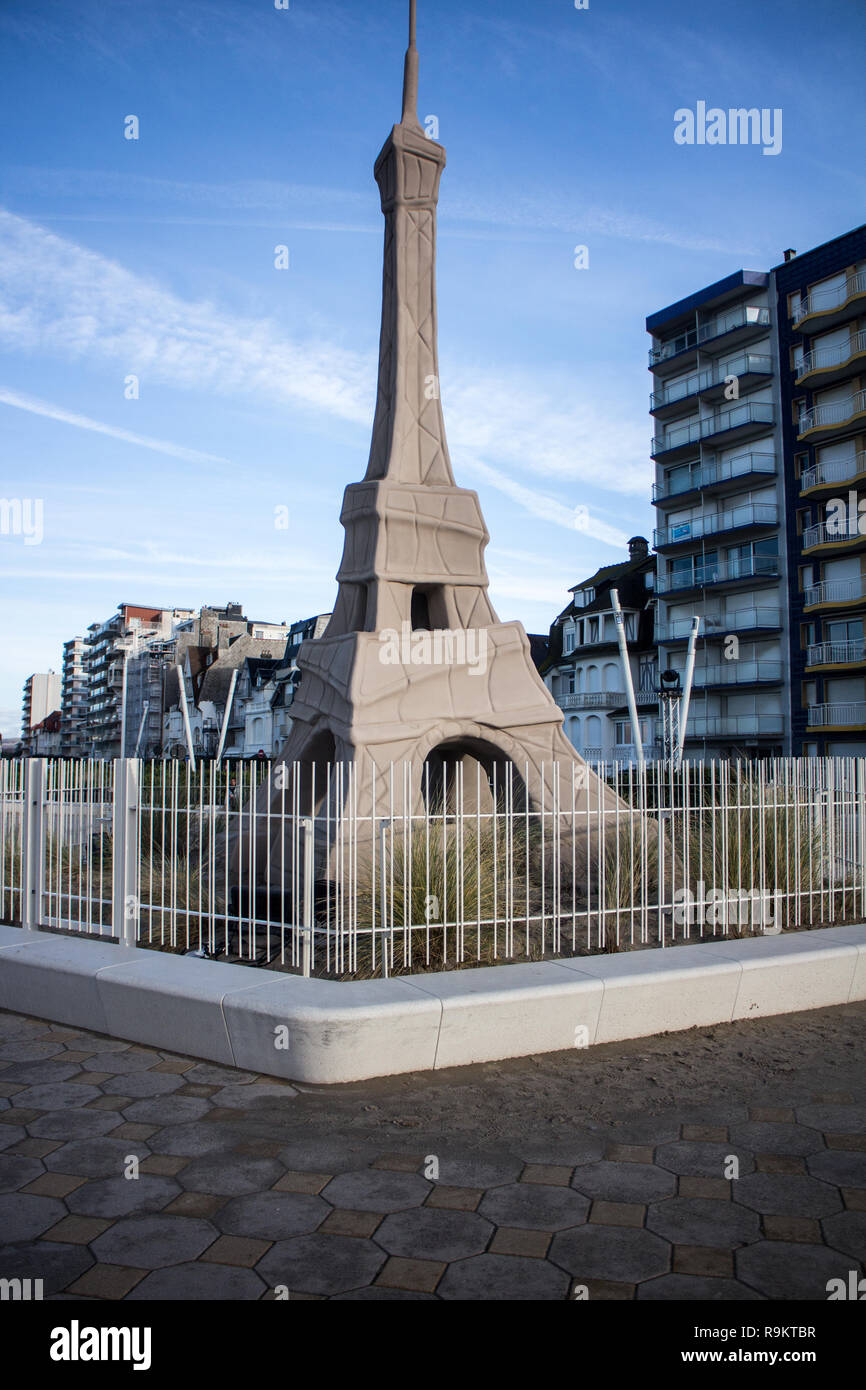 Le Touquet-Paris Plage : Sable fin la Tour Eiffel artwork par Alain ...