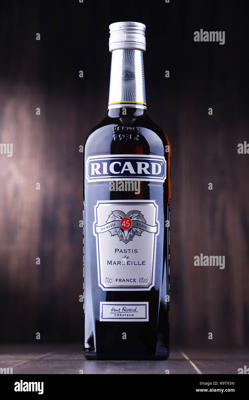 Ricard aperitif Banque de photographies et d’images à haute résolution ...