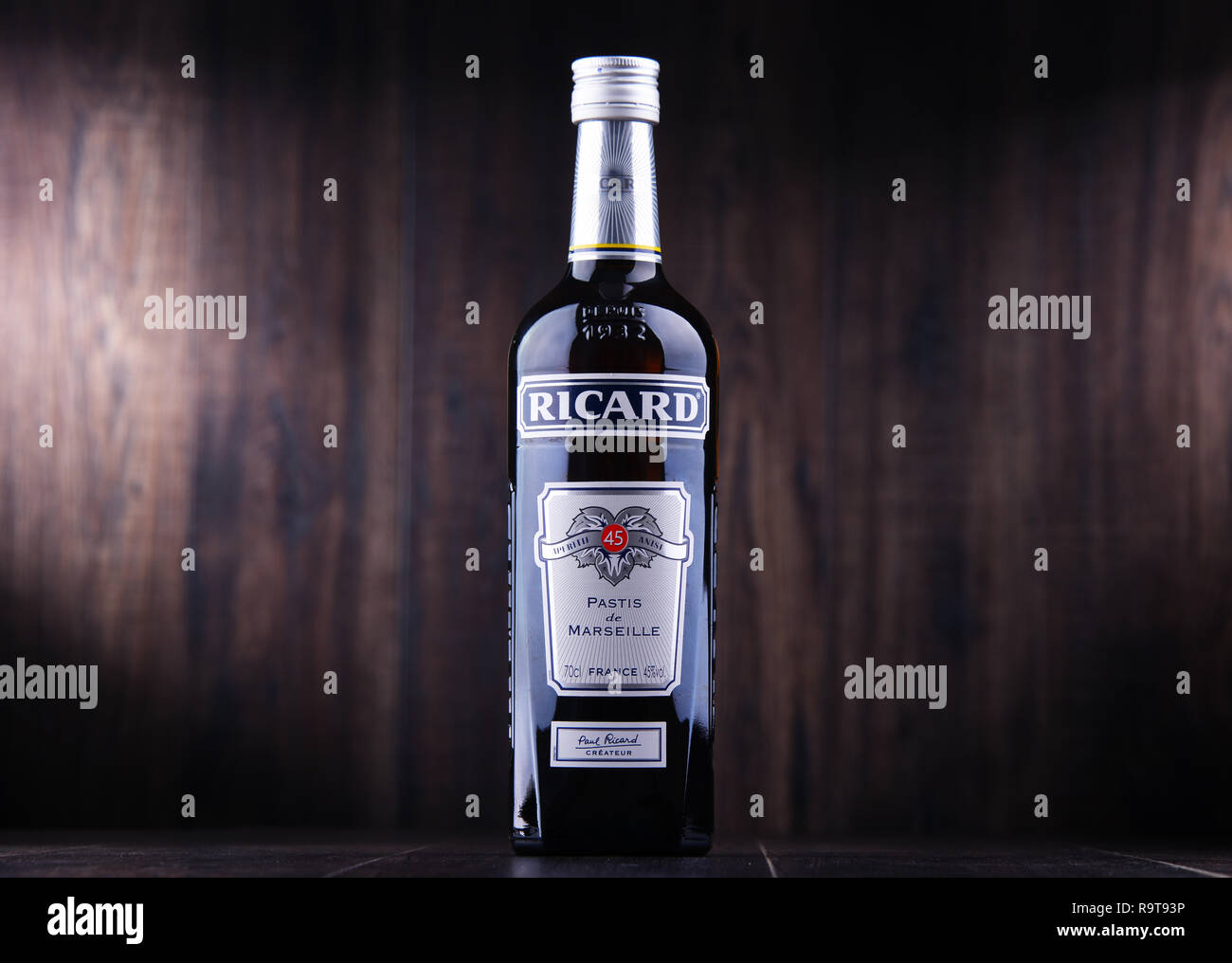 Ricard pastis Banque de photographies et d’images à haute résolution ...