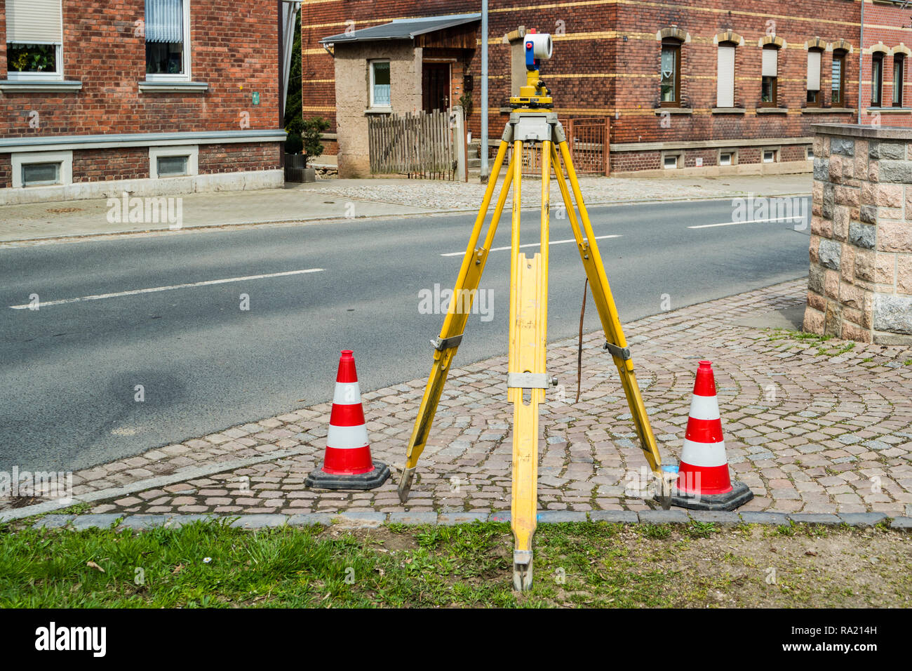 Nouvel instrument d'arpentage Banque de photographies et d’images à ...
