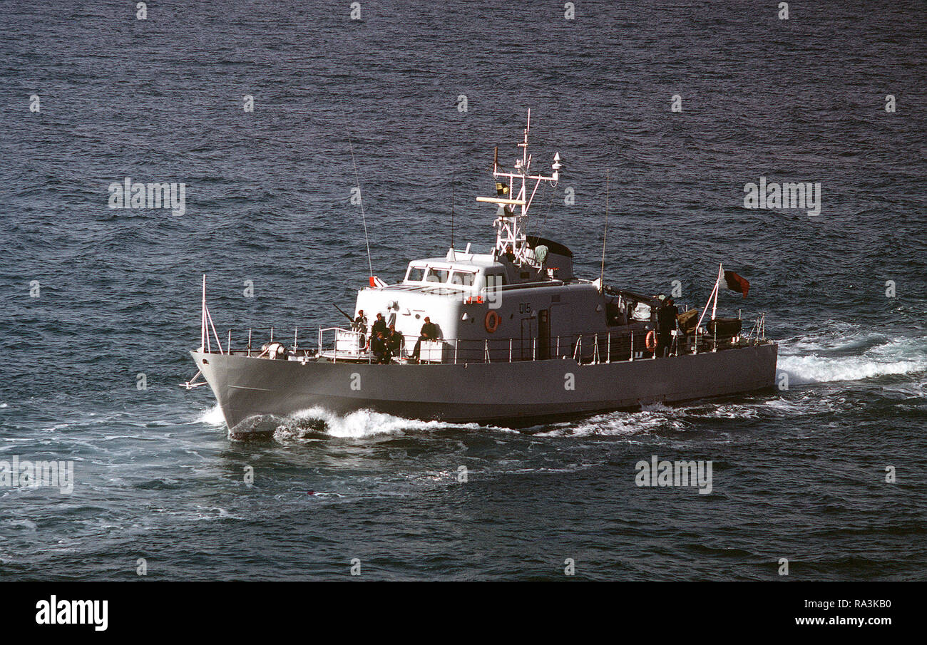 Navires De La Marine Qatar Banque d'image et photos - Alamy