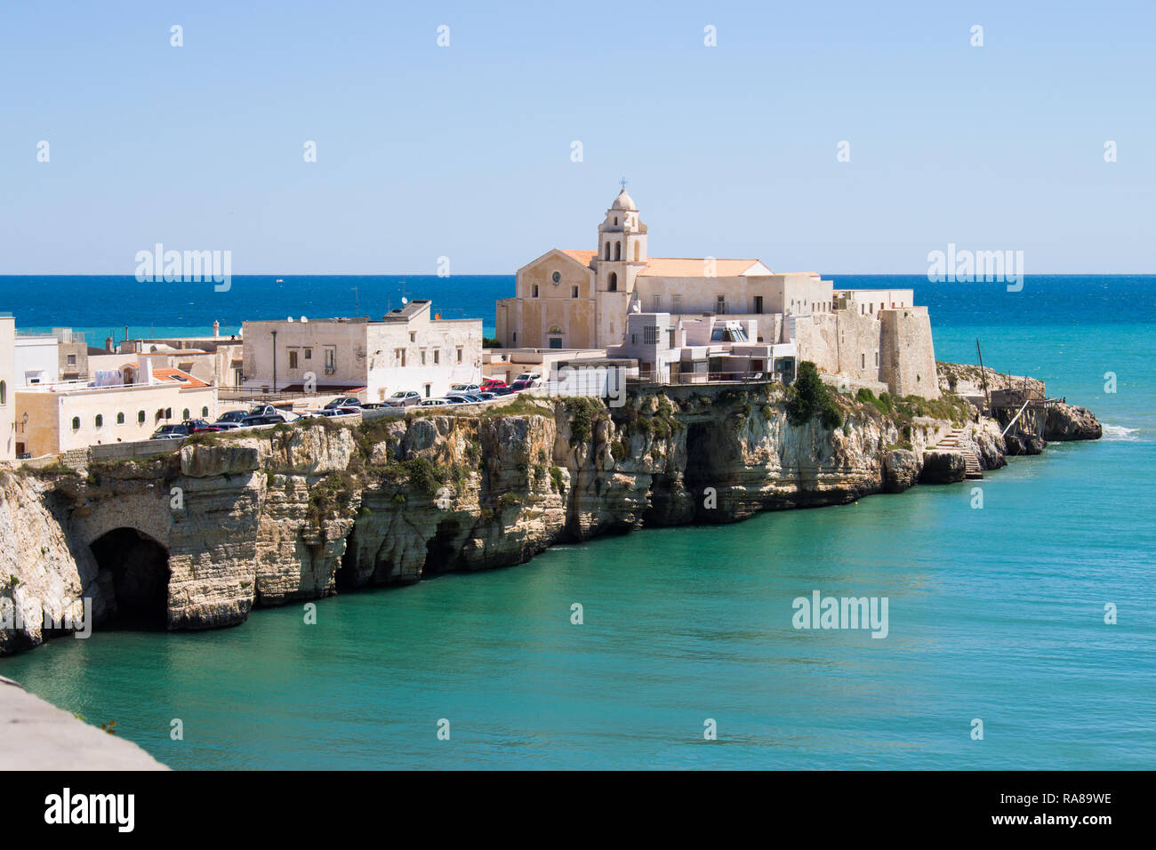 Castle of vieste gargano Banque de photographies et d’images à haute ...