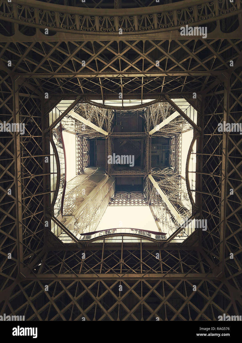 Structure de la tour eiffel Banque de photographies et d’images à haute ...