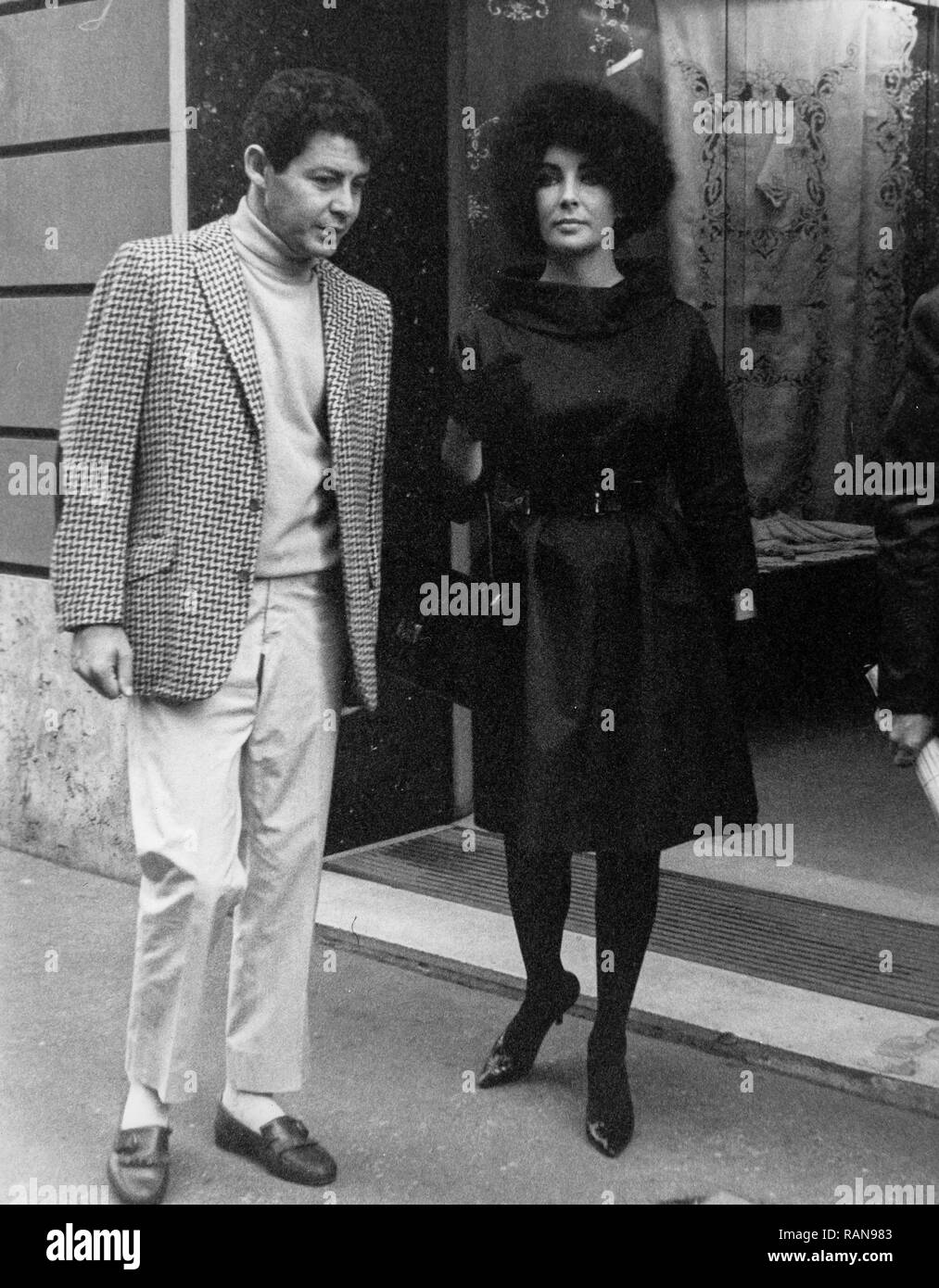 Elizabeth taylor liz taylor Banque de photographies et d’images à haute ...