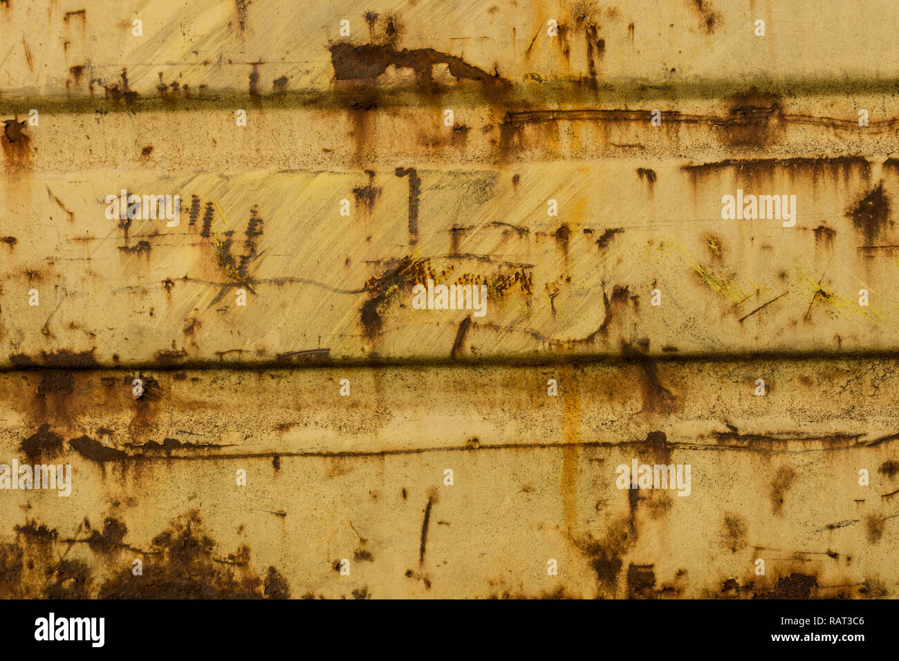 Acier peint en jaune Banque de photographies et d’images à haute ...