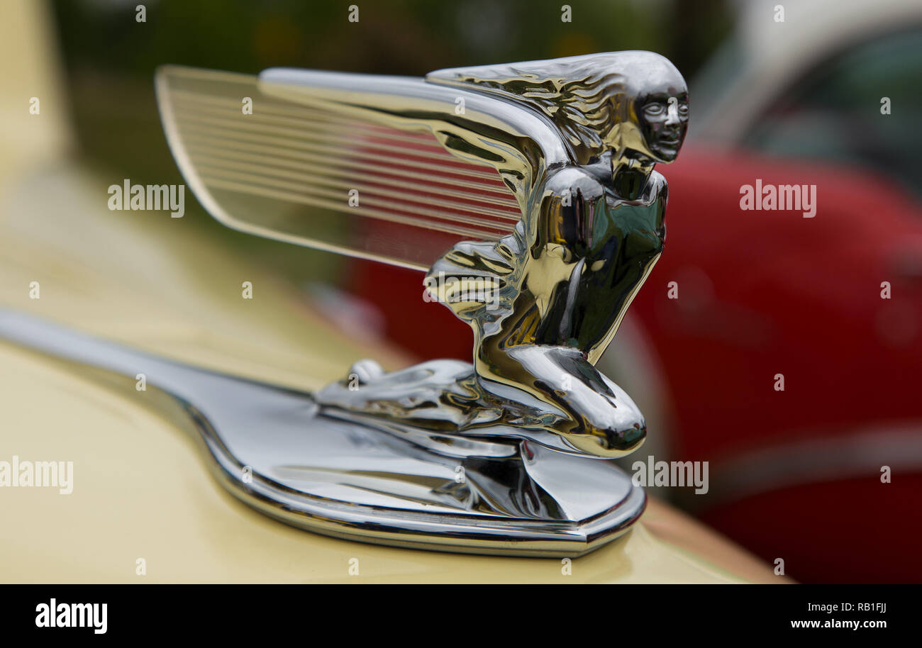 Ornements de capot Banque de photographies et d’images à haute ...