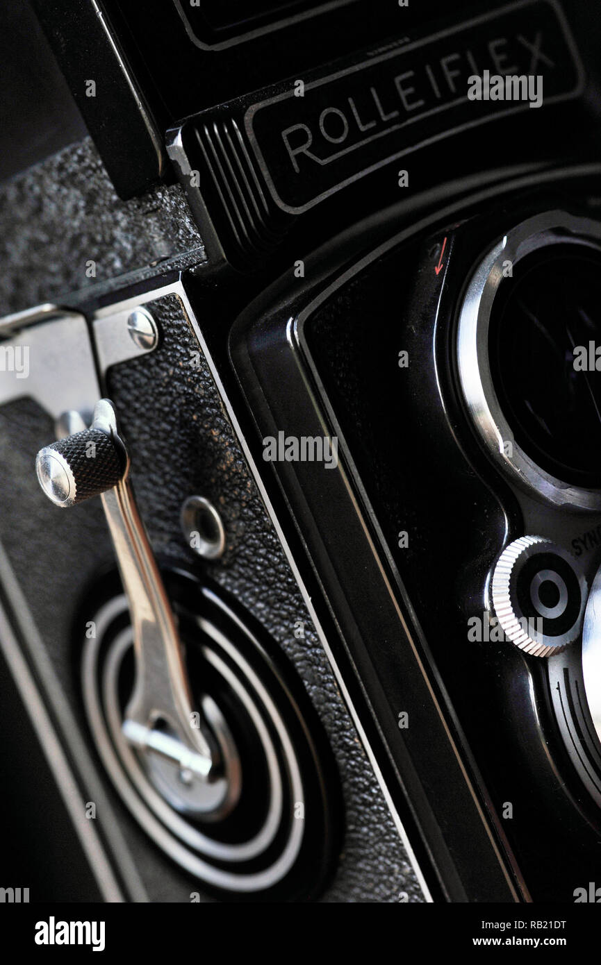 Rollei rolleiflex camera film Banque de photographies et d’images à ...