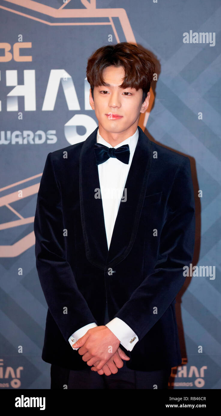 Kim min kyu Banque de photographies et d’images à haute résolution - Alamy