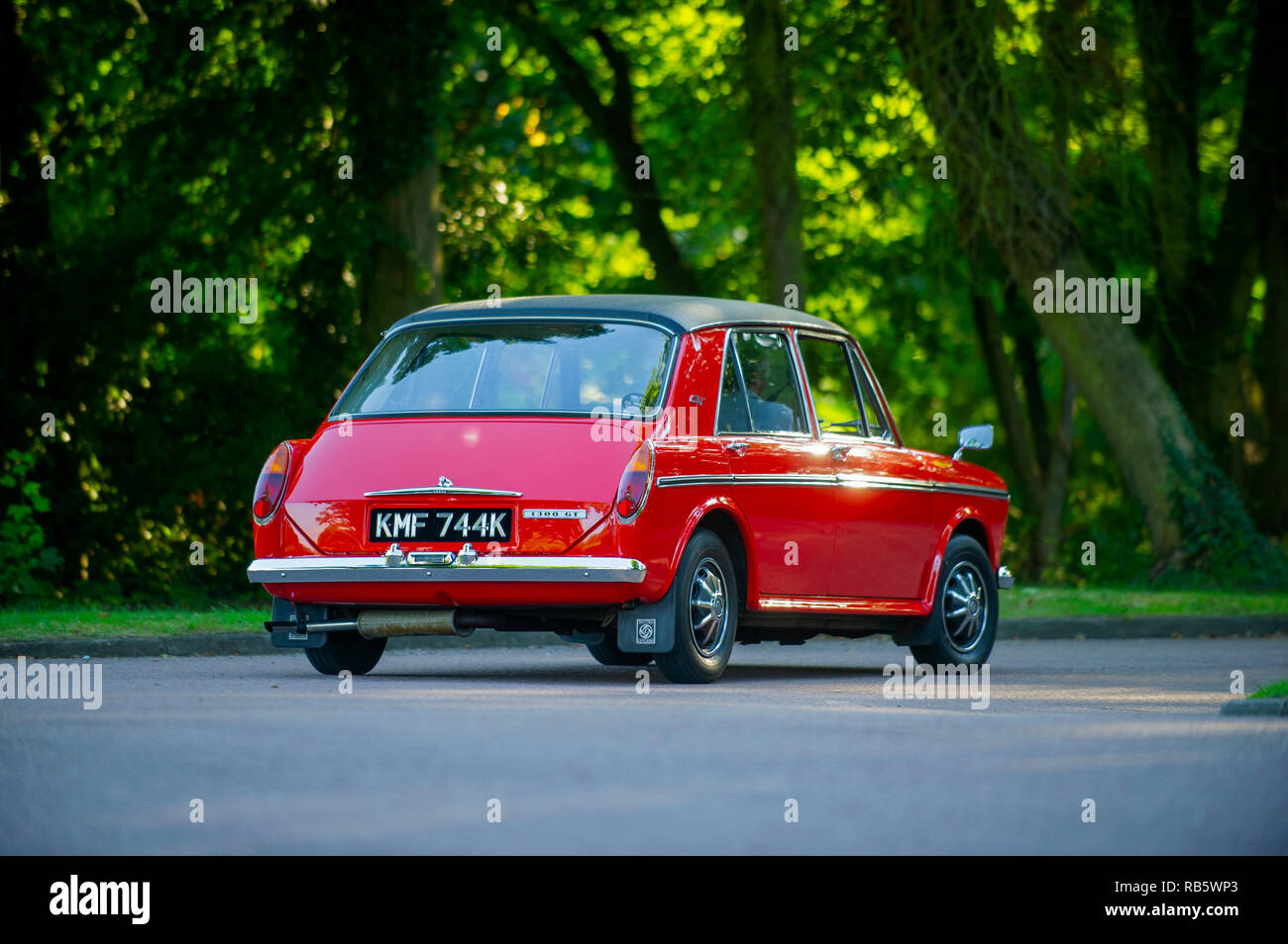 1971 austin 1300 Banque de photographies et d’images à haute résolution ...
