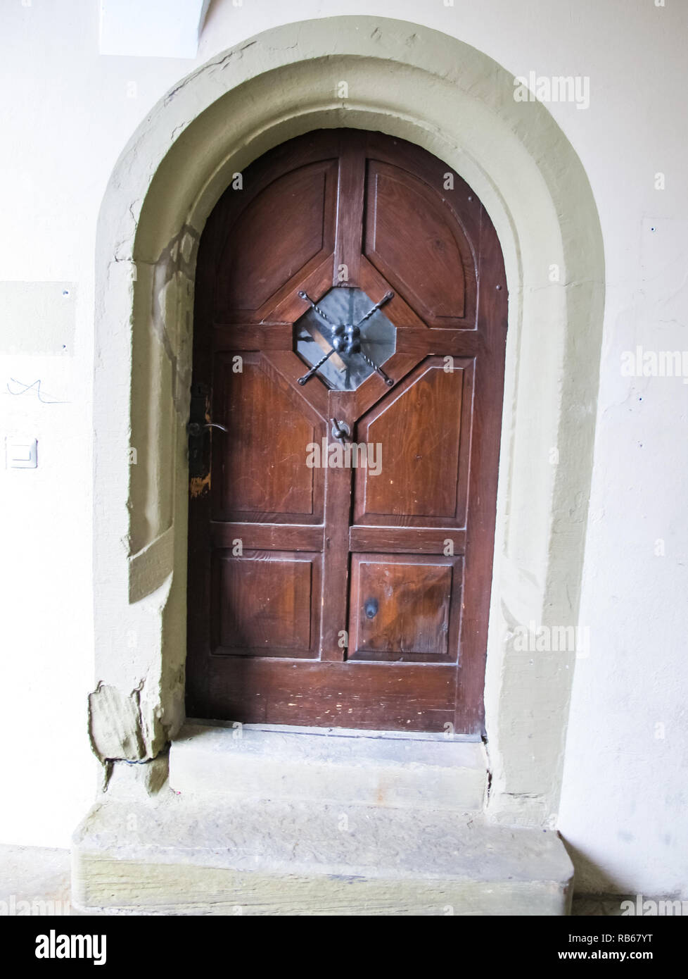 Porte en treillis en bois Banque de photographies et d’images à haute ...