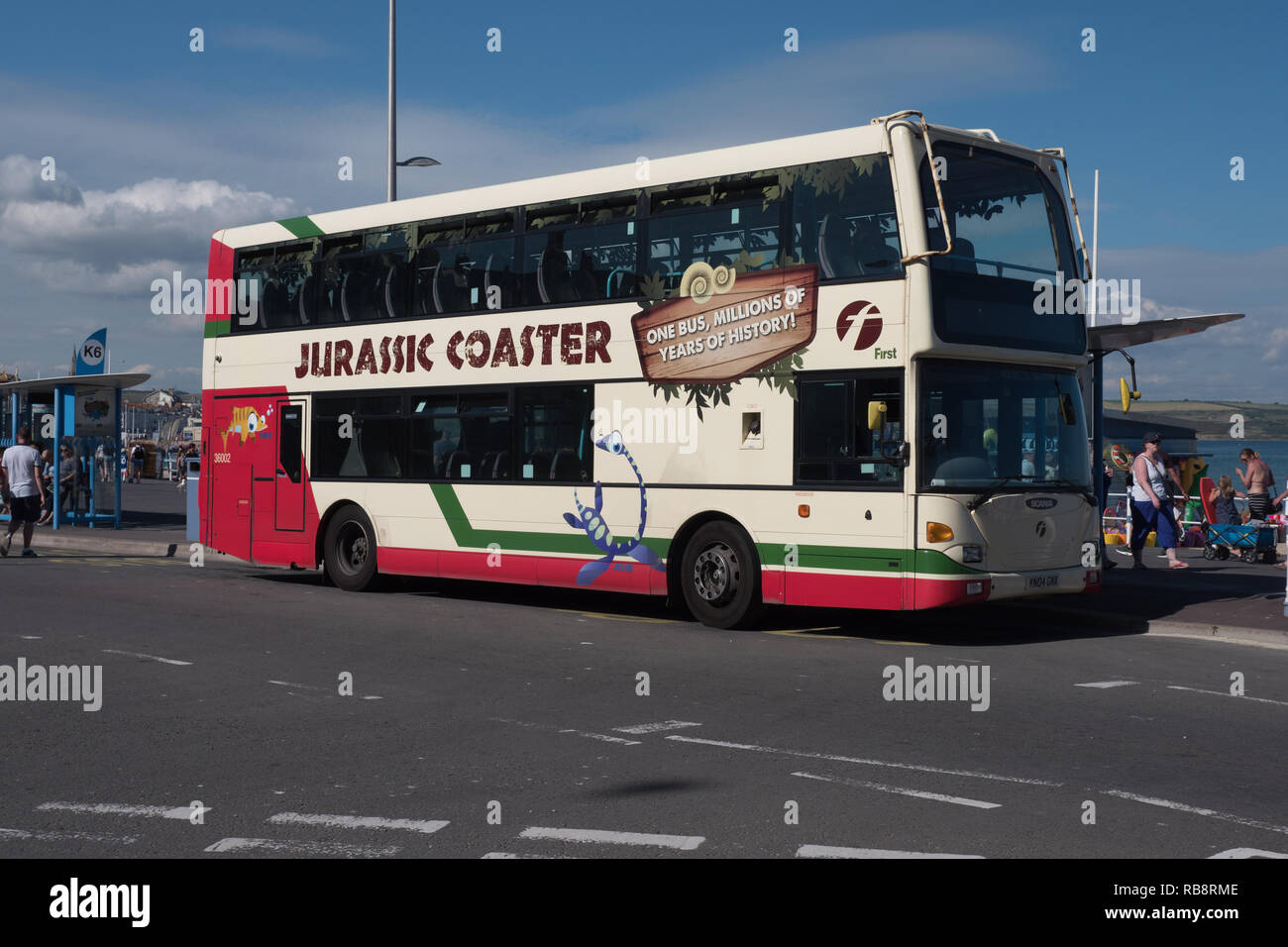 Bus coaster Banque de photographies et d’images à haute résolution - Alamy