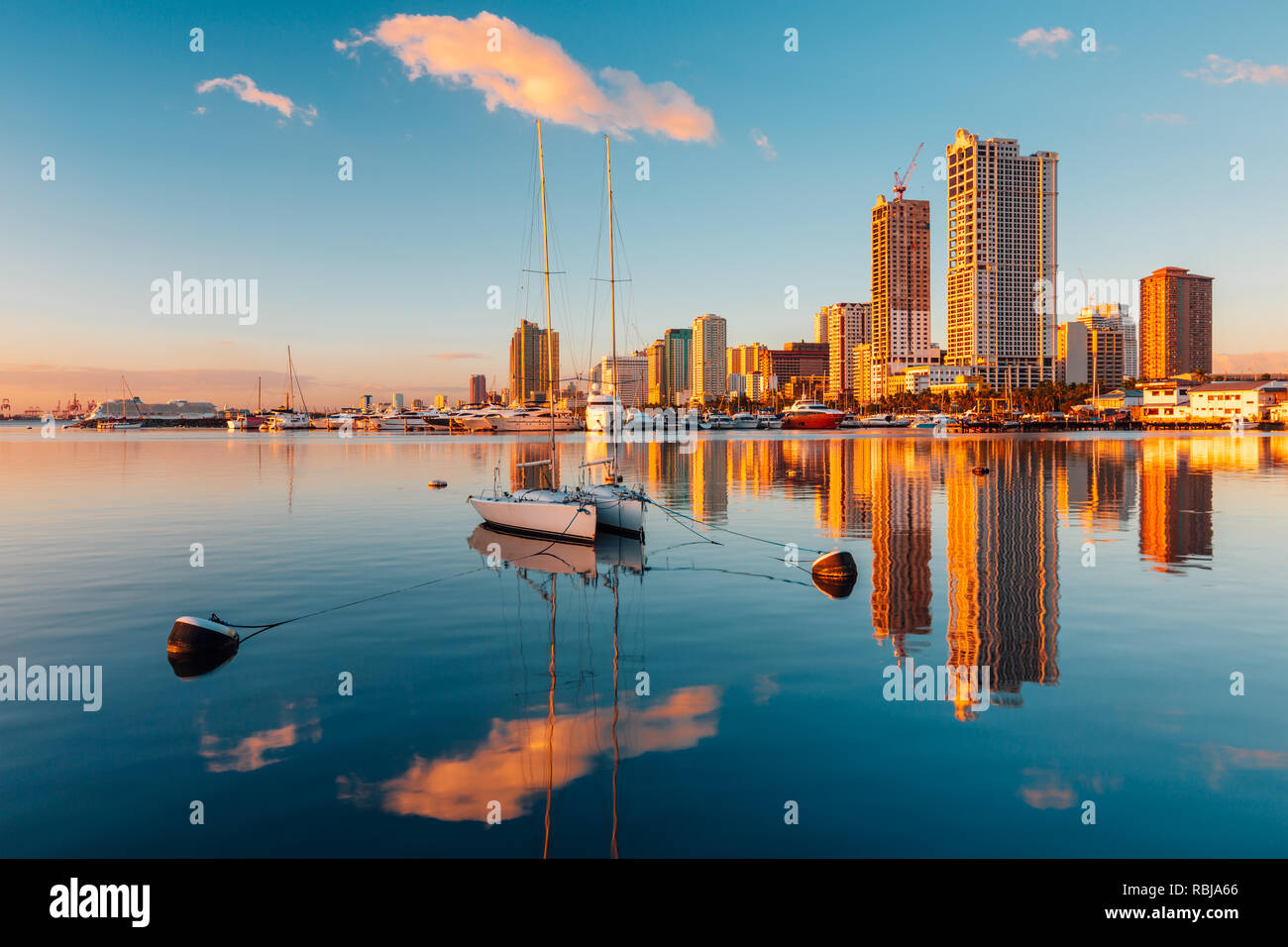 Manila city Banque de photographies et d’images à haute résolution - Alamy