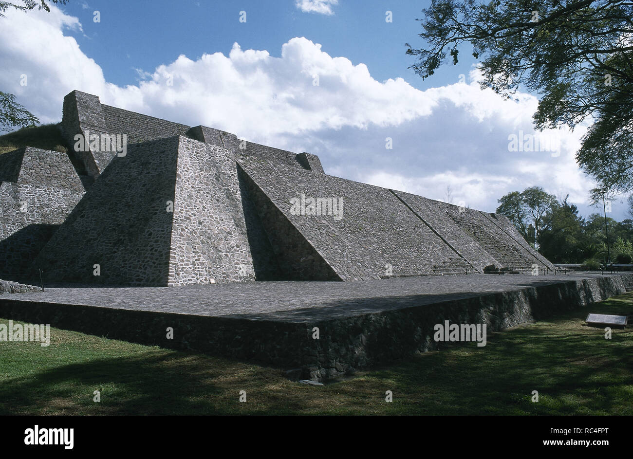 Piramide azteca de mexico Banque de photographies et d’images à haute ...