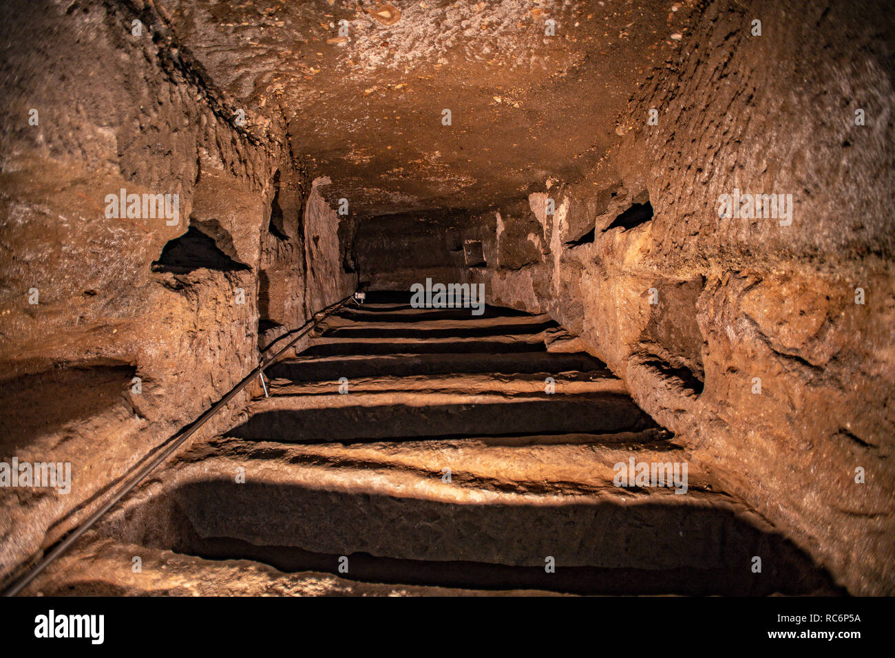 Catacombe ebraiche e paleocristiane Banque de photographies et d’images ...
