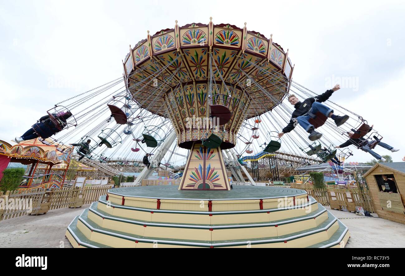 Le parc d'attractions Dreamland dévoilent leurs années 20 mChair O Plan ...