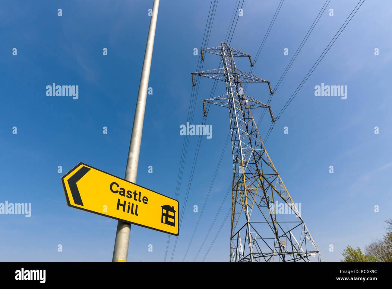 Les panneaux d'entrée de la colline du Château, la première phase ...