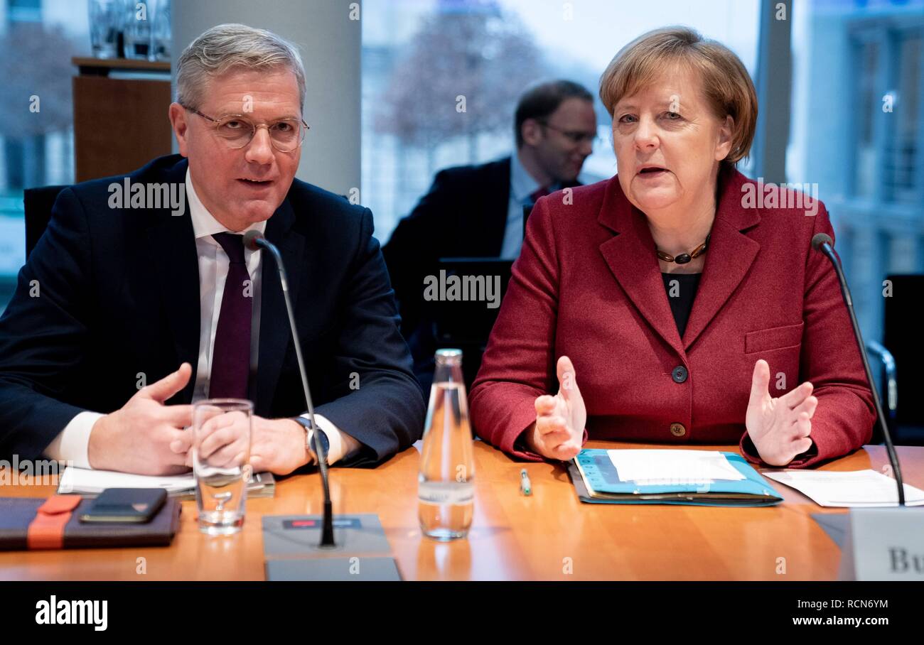 Norbert röttgen and angela merkel Banque de photographies et d’images à ...