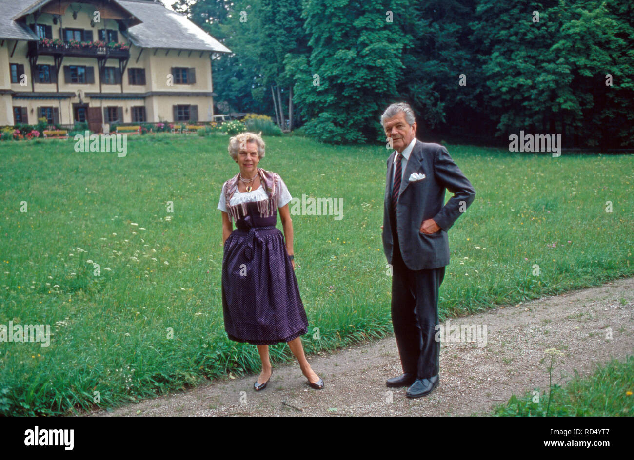 Fürst von Fürstenberg Tassilo mit Ehefrau Cecilie à Strobl, Österreich ...