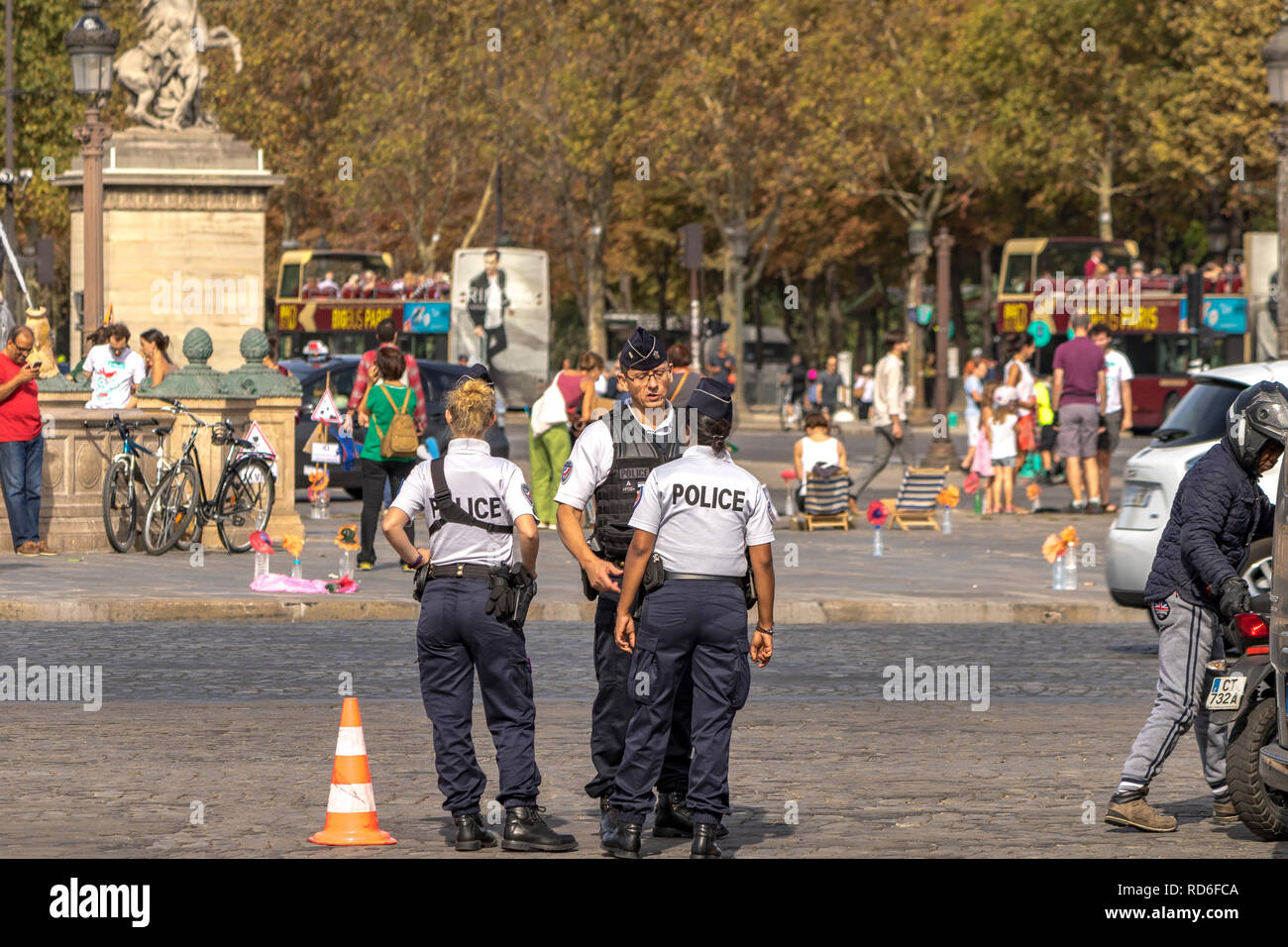 Police de la route paris Banque de photographies et d’images à haute ...