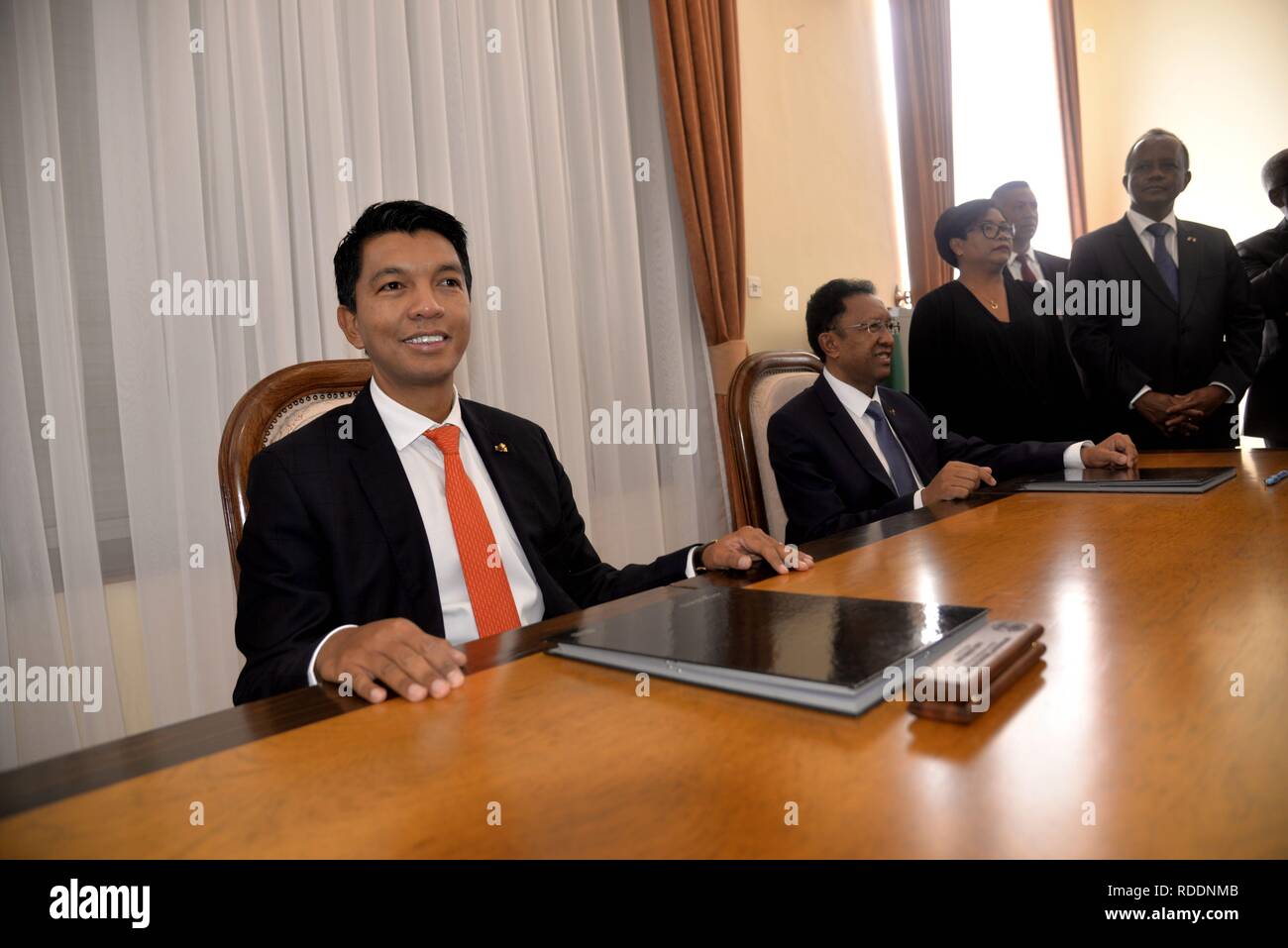 Antananarivo, R) à Antananarivo. 18 janvier, 2019. Andry Rajoelina (1e ...