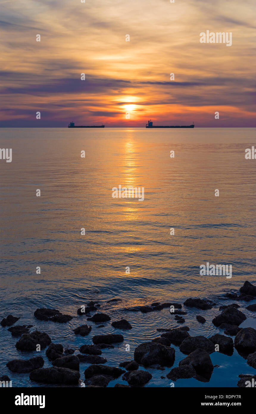 Ville portuaire de romes Banque de photographies et d’images à haute ...