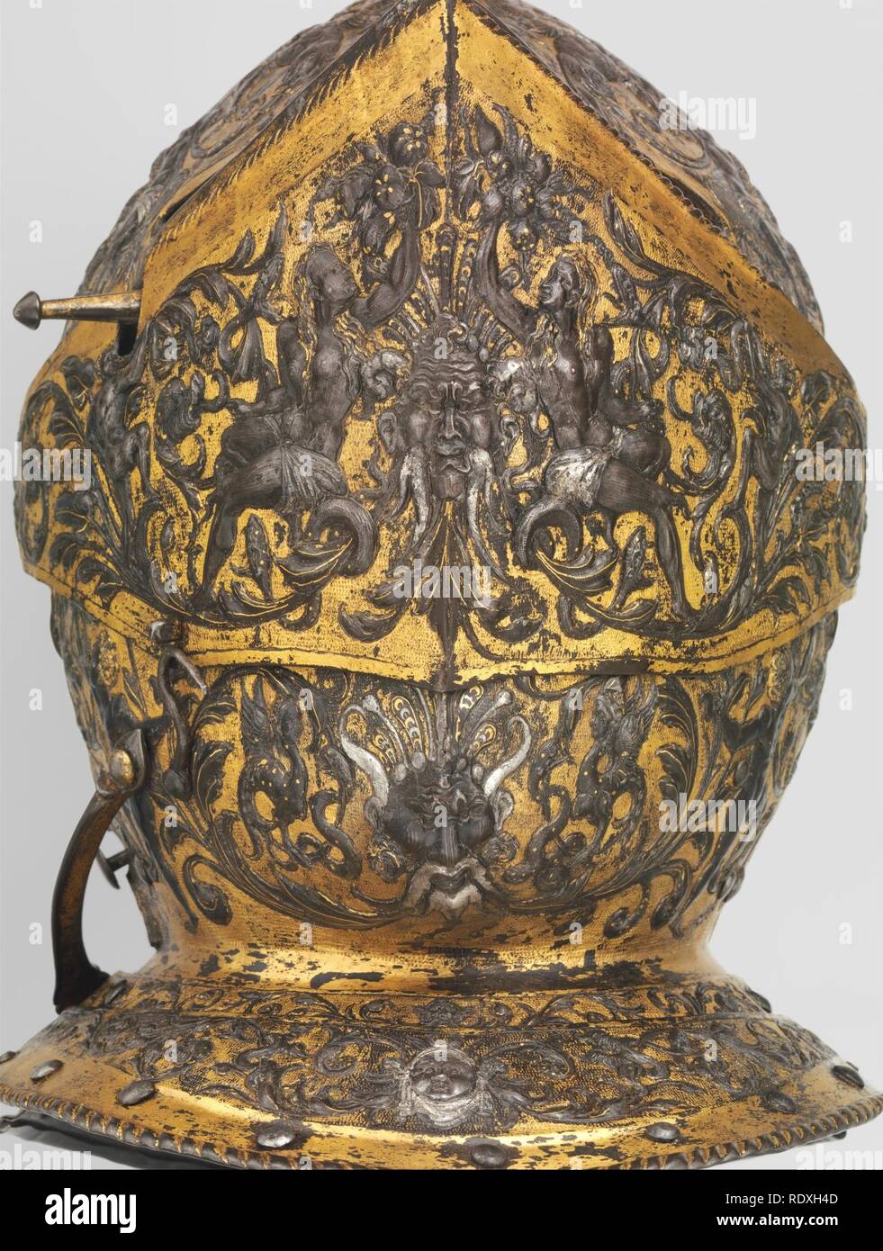 Armor of henry ii of france Banque de photographies et d’images à haute ...