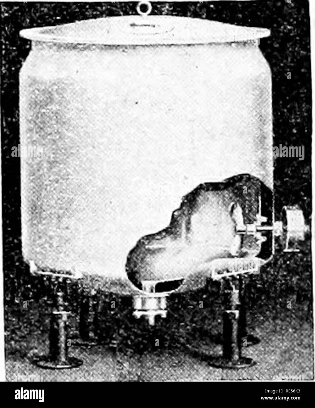 Mur en bouteille de verre Banque d'images noir et blanc - Alamy