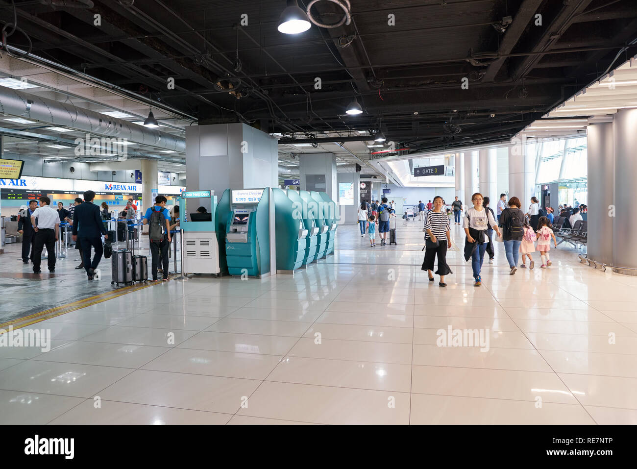 Séoul, Corée du Sud - circa 2017, mai : à l'intérieur du terminal ...