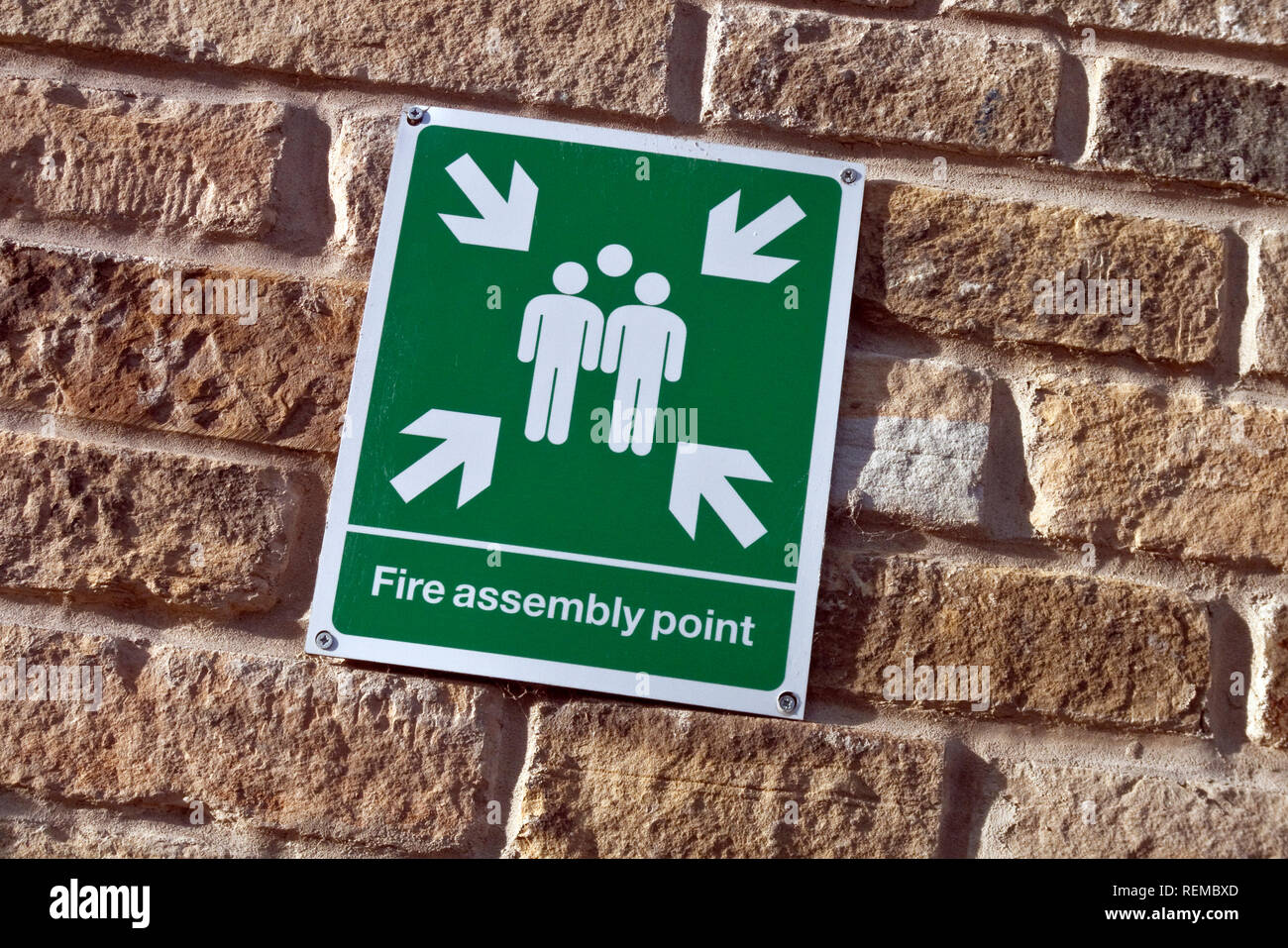 Signe feu point de rassemblement Banque de photographies et d’images à ...